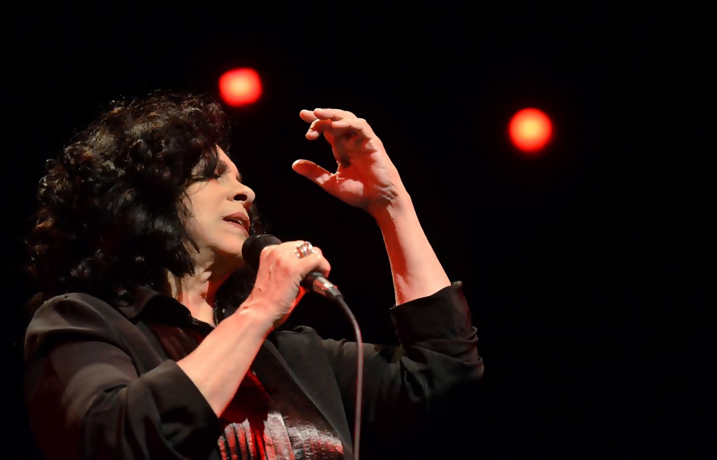 Muere Gal Costa a los 77 años... una de las más grandes voces de Brasil - Super Tokio Radio